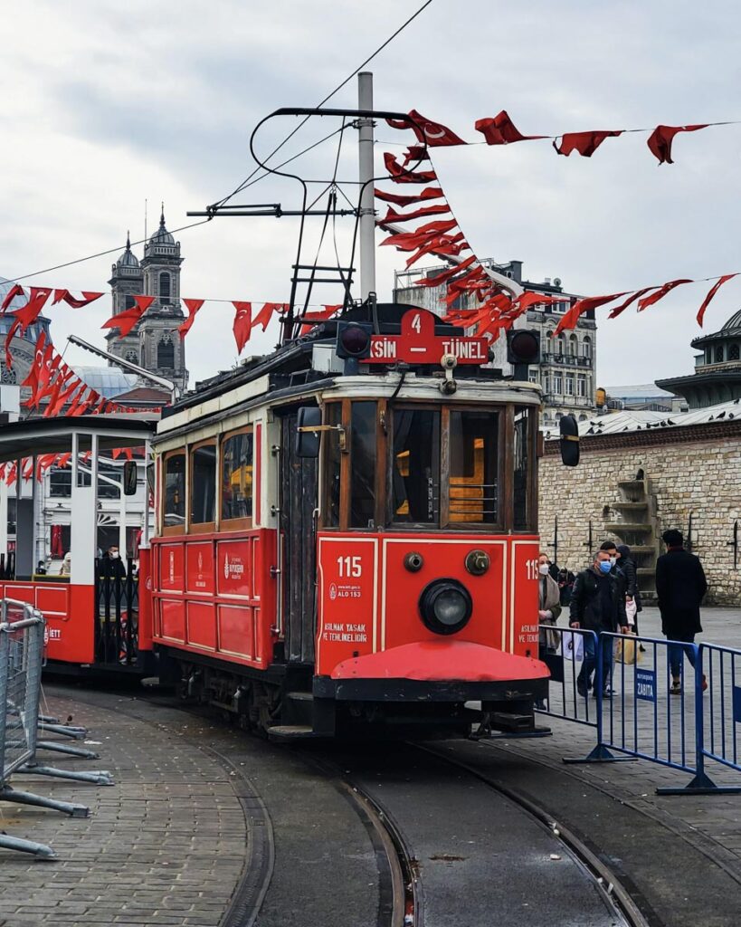 Taksim Square in Istanbul - Guide to the Area With Things to Do